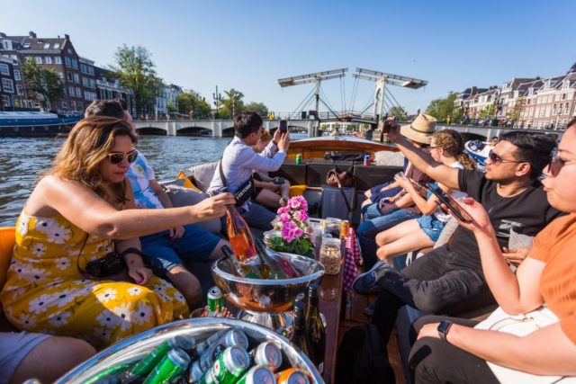 Übersicht der Grachtenfahrten in Amsterdam: Tickets, Preise & Infos